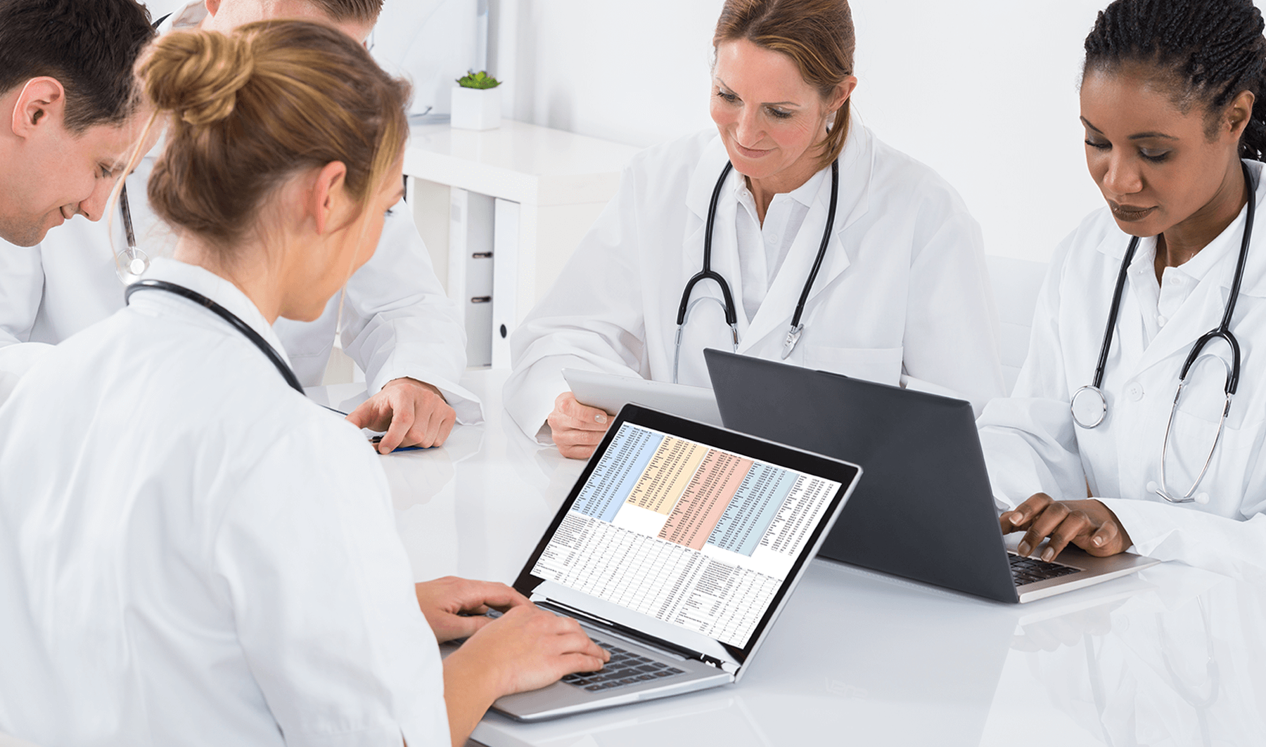 How to build a HIPAA-compliant intranet for your health system ...